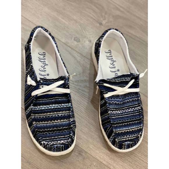 Gypsy Jazz | Shoes | New Gypsy Jazz Jordan Sneaker In Navy | Poshmark